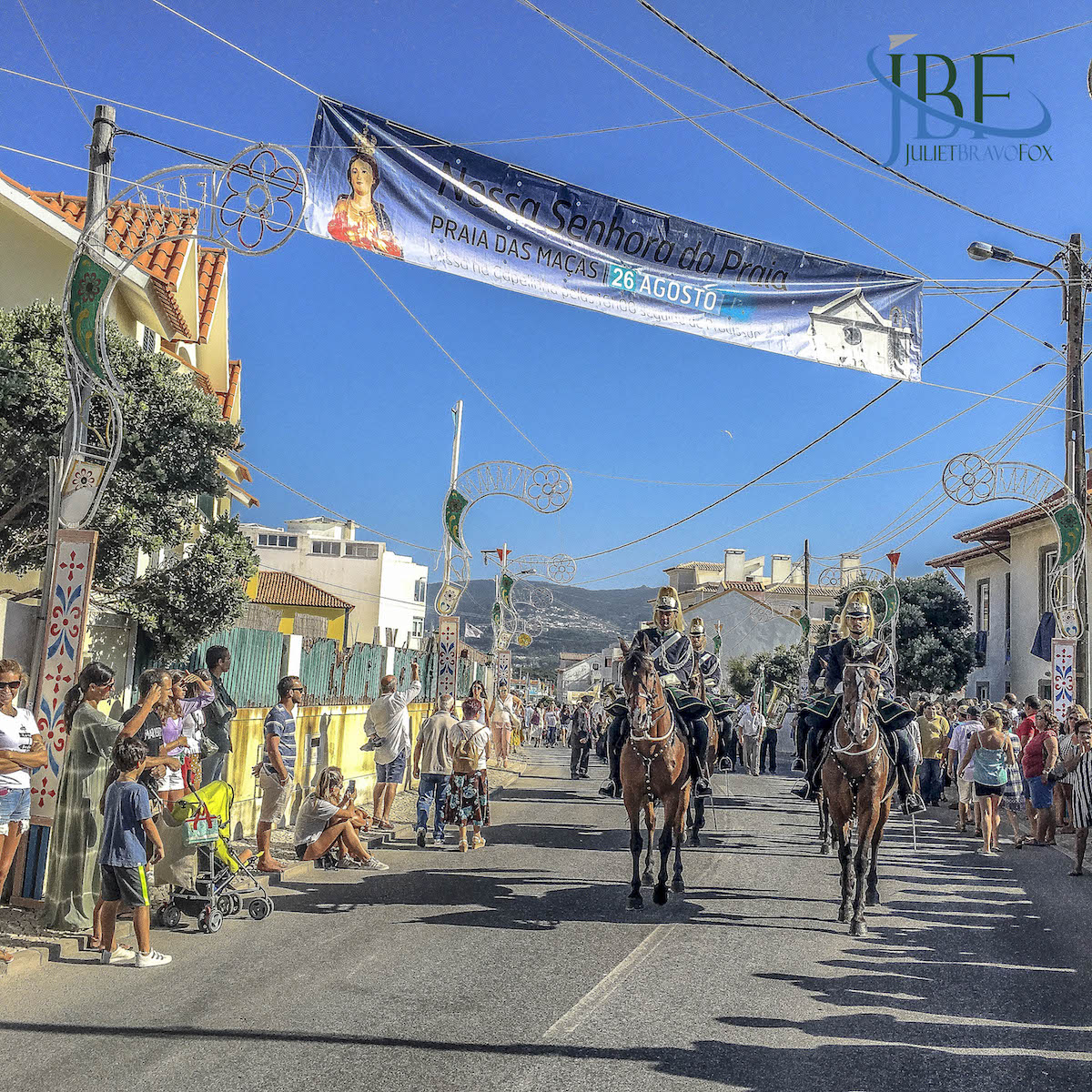 NSdP mounted guard – Broken Azulejos